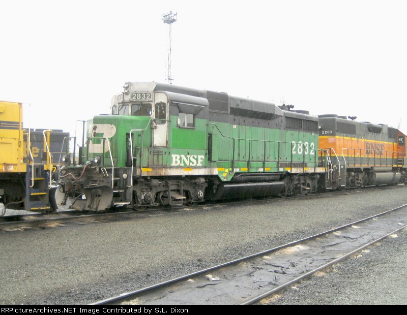 BNSF 2832 @ Delta Roundhouse
